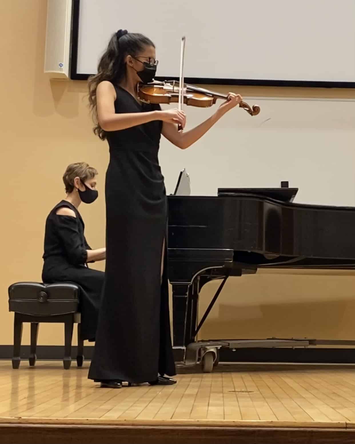 Violin Fellow Amarin Sharma on Handling a Playing Injury - Chicago ...